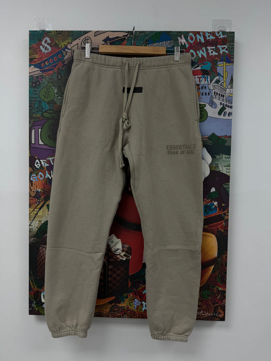 Essentials – Chamber 13